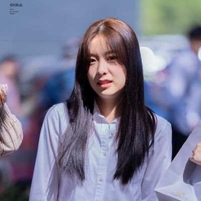 High School Master #MNF: ฟิค Girl Love (แชท)