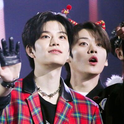 All About That Day #2min: ฟิค Boy Love (แชท)