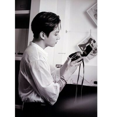 ปูเปรี้ยว |KOOKV - Chapter 1 : ฟิค Boy Love (แชท)