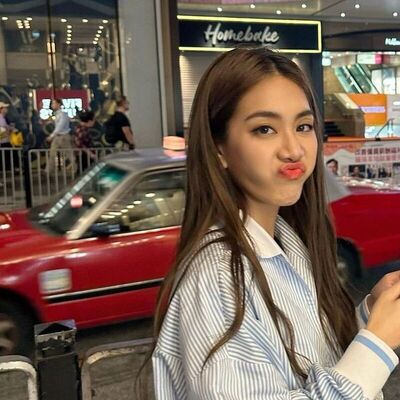 คนปากแข็ง/JoMind: ฟิค Girl Love (แชท)