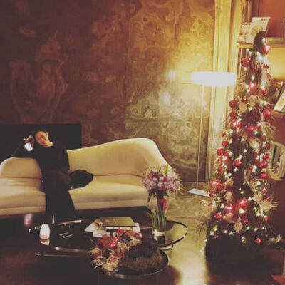 Xmas x C?: ฟิค Girl Love (บรรยาย)