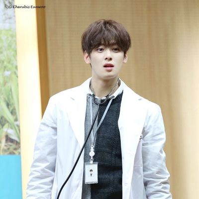 ขอโทษนะครับ!ขอทางความรักเดินหน่อย: นิยายรัก