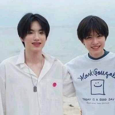 สาวคณะแพทย์ศาสตร์ (phuaa): ฟิค Boy Love (แชท)