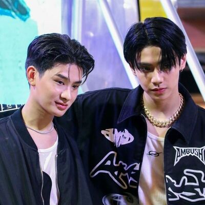 รักเธอไม่เสียใจสักครั้ง | thai.peem: ฟิค Boy Love (แชท)