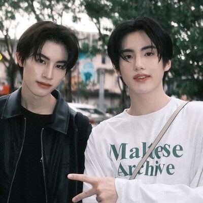 I reserved this tutor #Phuaa: ฟิค Boy Love (แชท)