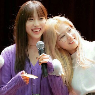 [2na] ไอ้พี่ว๊ากเจ้าเล่ห์!: ฟิค Girl Love (แชท)