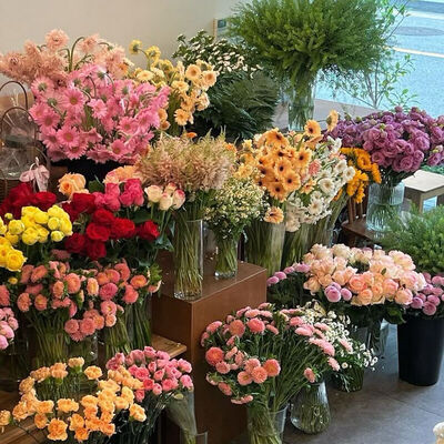 Falling for florist — [Chovy x Faker] #choker: ฟิค Boy Love (แชท)