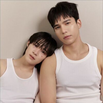 หาคู่วุ่นรัก | MaxNat: ฟิค Boy Love (แชท)