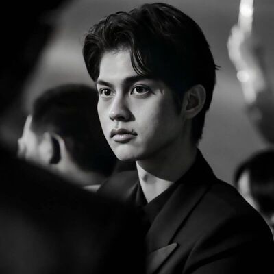 Besbas-brightwin: ฟิค Girl Love (แชท)