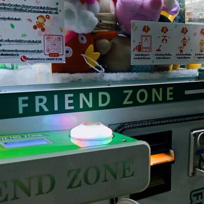 Friends zone No.1|Limbus commany: ฟิค Girl Love (แชท)