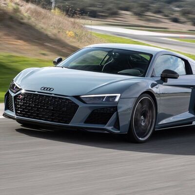 ความสมบูรณ์แบบของAudi R8 Super-car: ลึกลับ