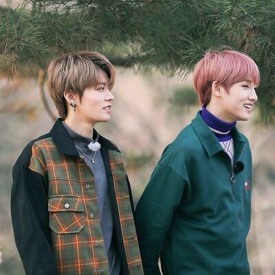 เดมครับ ; winyu: ฟิค Boy Love (แชท)