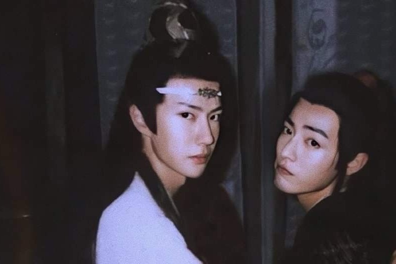 Bozhan_forever. @readawrite.com